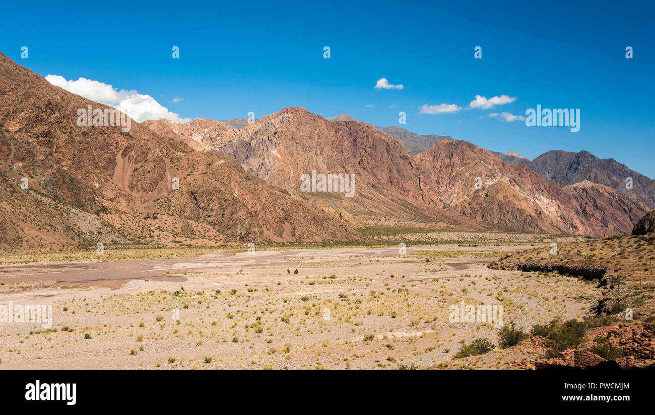 River in cordillera mountains hi-res stock photography and images - Alamy