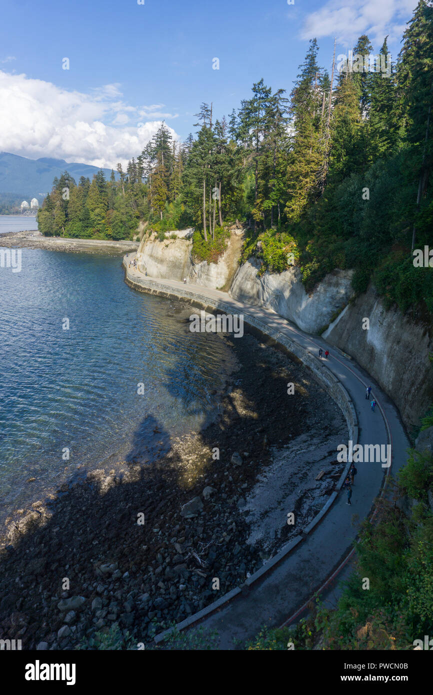 The seawall waterfront path in Stanley Park, Vancouver Stock Photo - Alamy