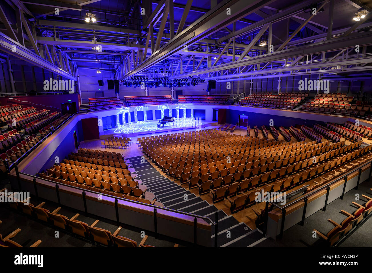 University of warwick hi-res stock photography and images - Alamy