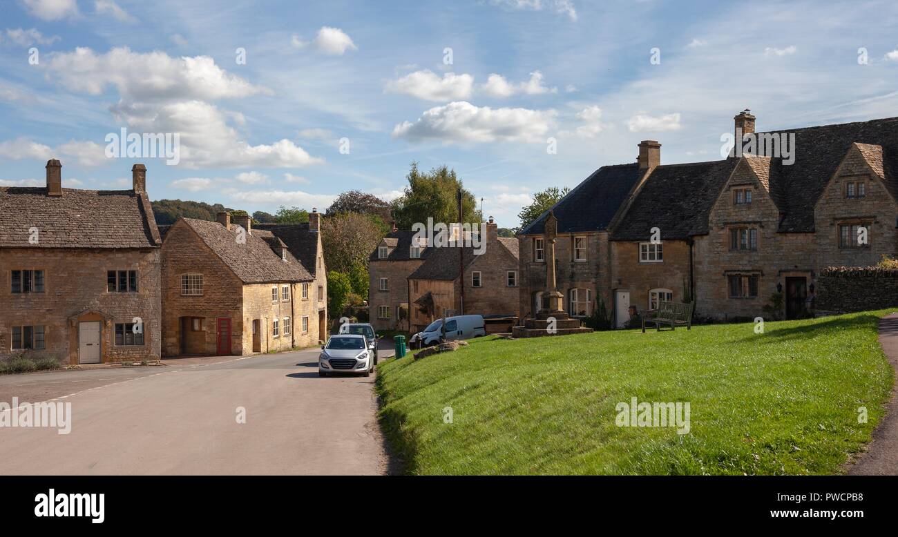 Guiting Power village, Cotswolds, Gloucestershire, England Stock Photo ...