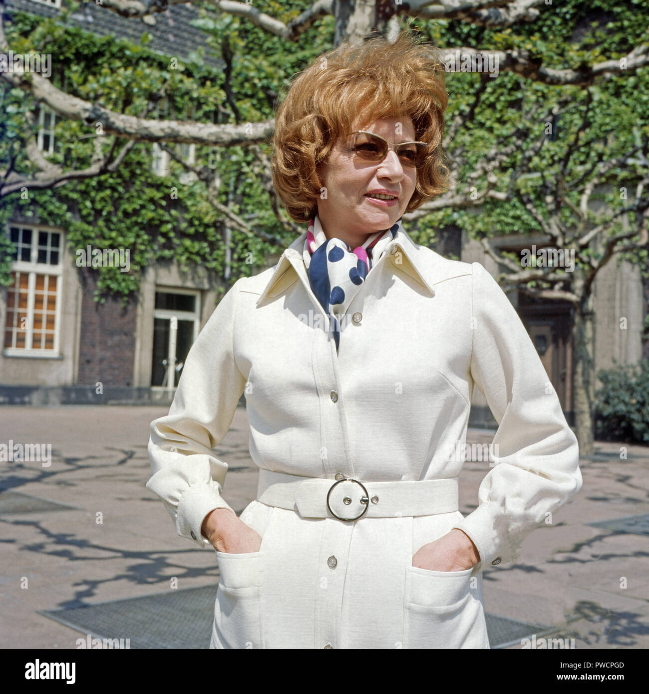 Lore Lorentz, deutsche Kabarettistin in Düsseldorf, Deutschland 1969 ...