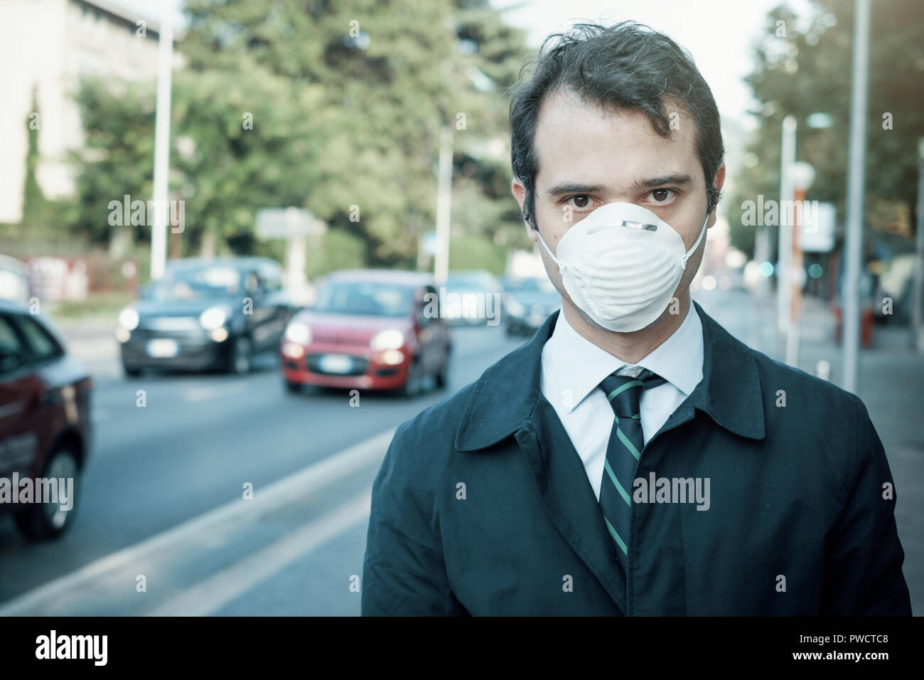 People breathing pollution hi-res stock photography and images - Alamy