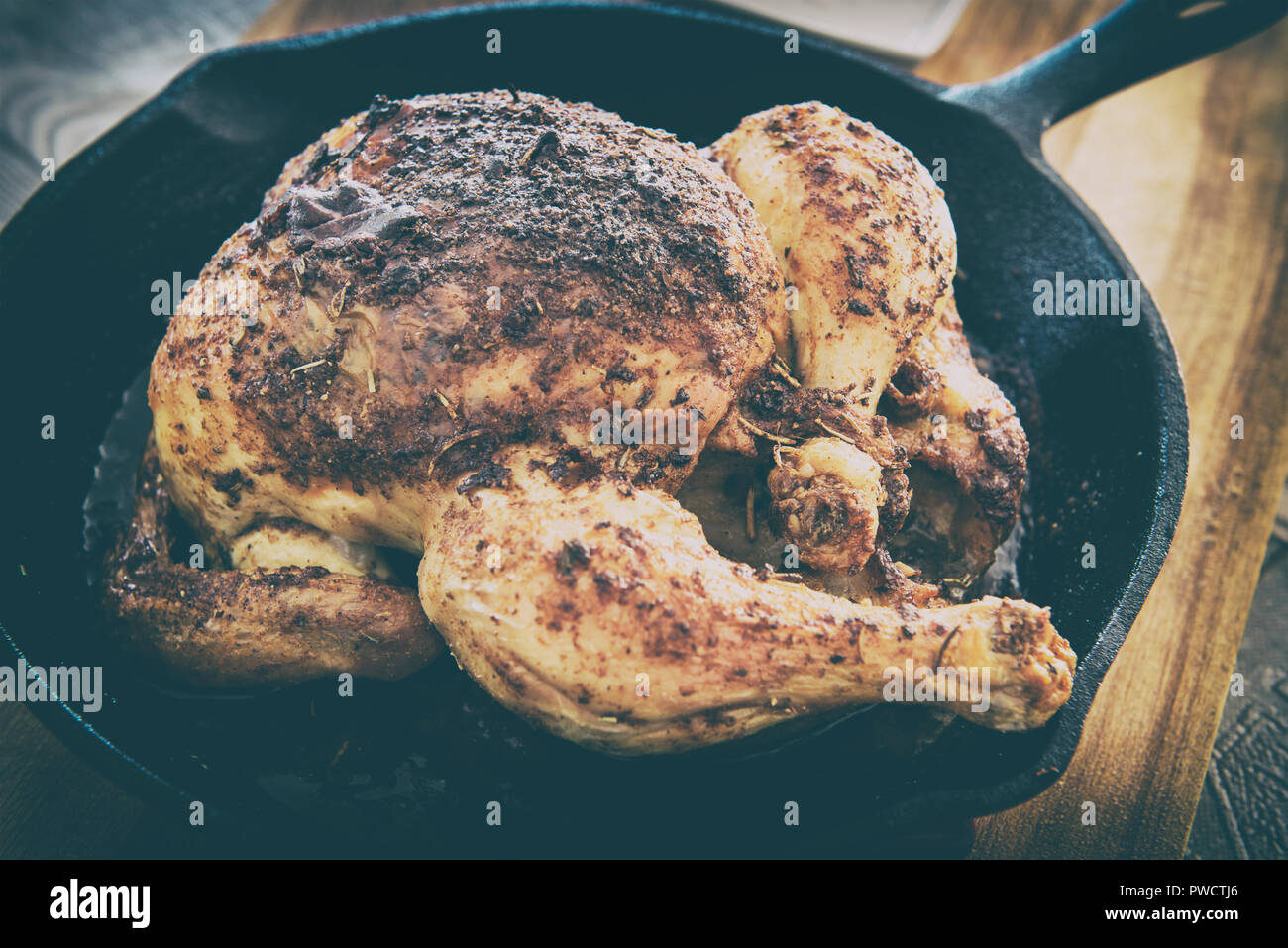 Full chicken hi-res stock photography and images - Alamy