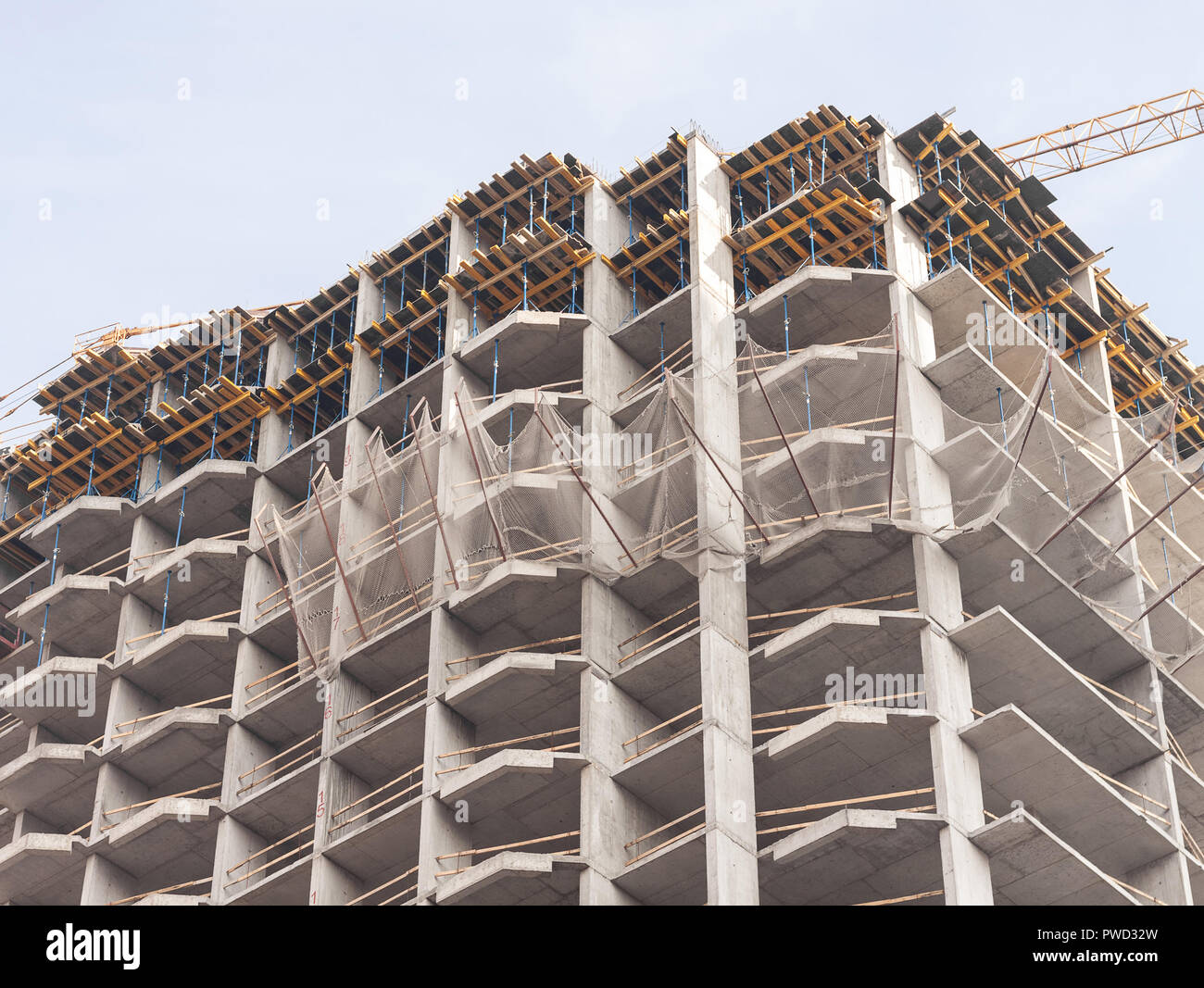 Construction of a modern high-rised concrete panel building Stock Photo ...