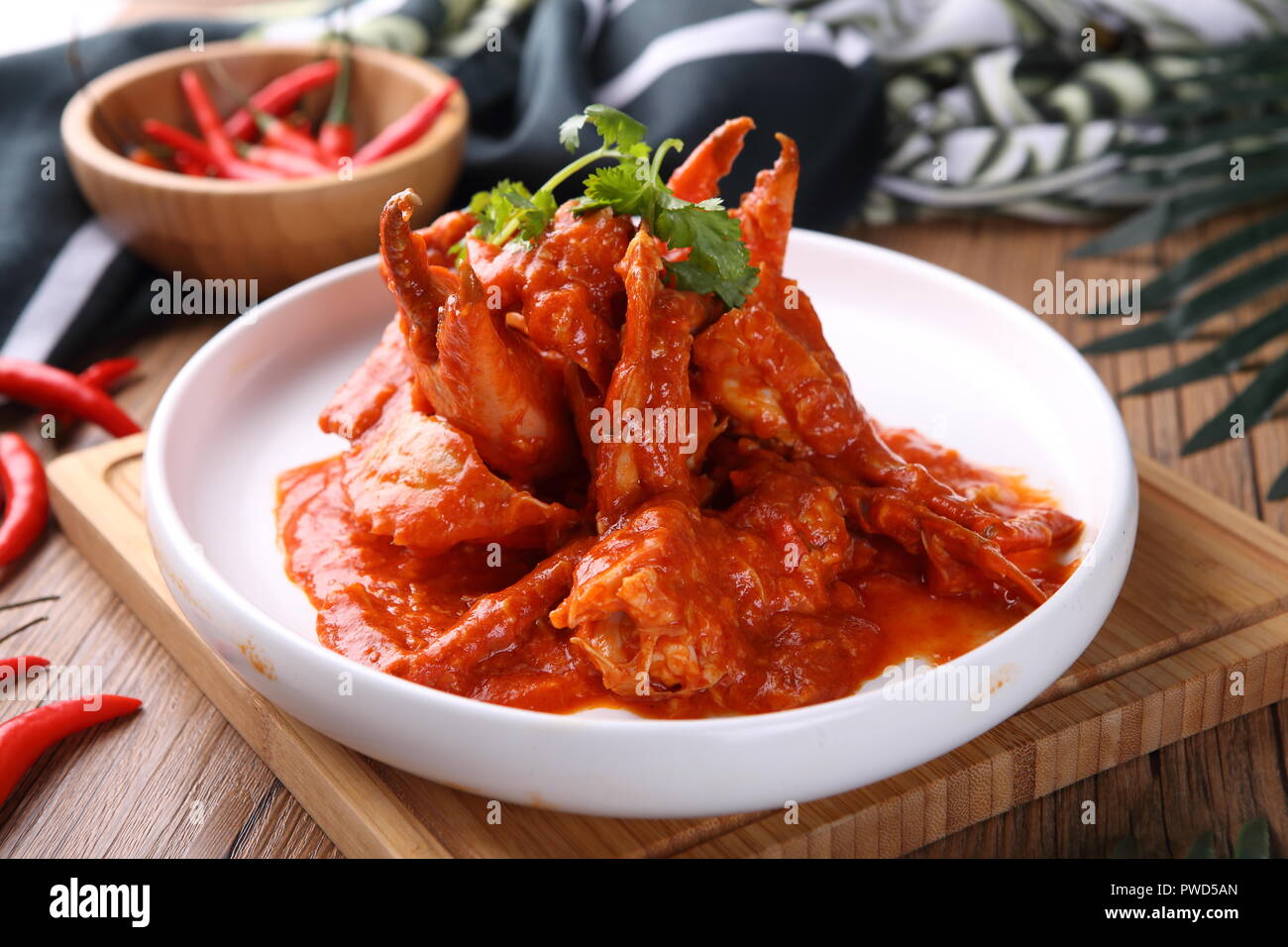 Singapore chilli crab Stock Photo - Alamy