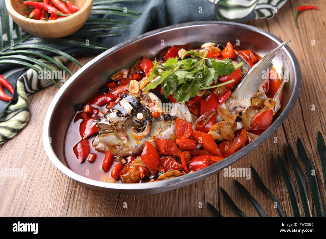 Fish head curry hi-res stock photography and images - Alamy