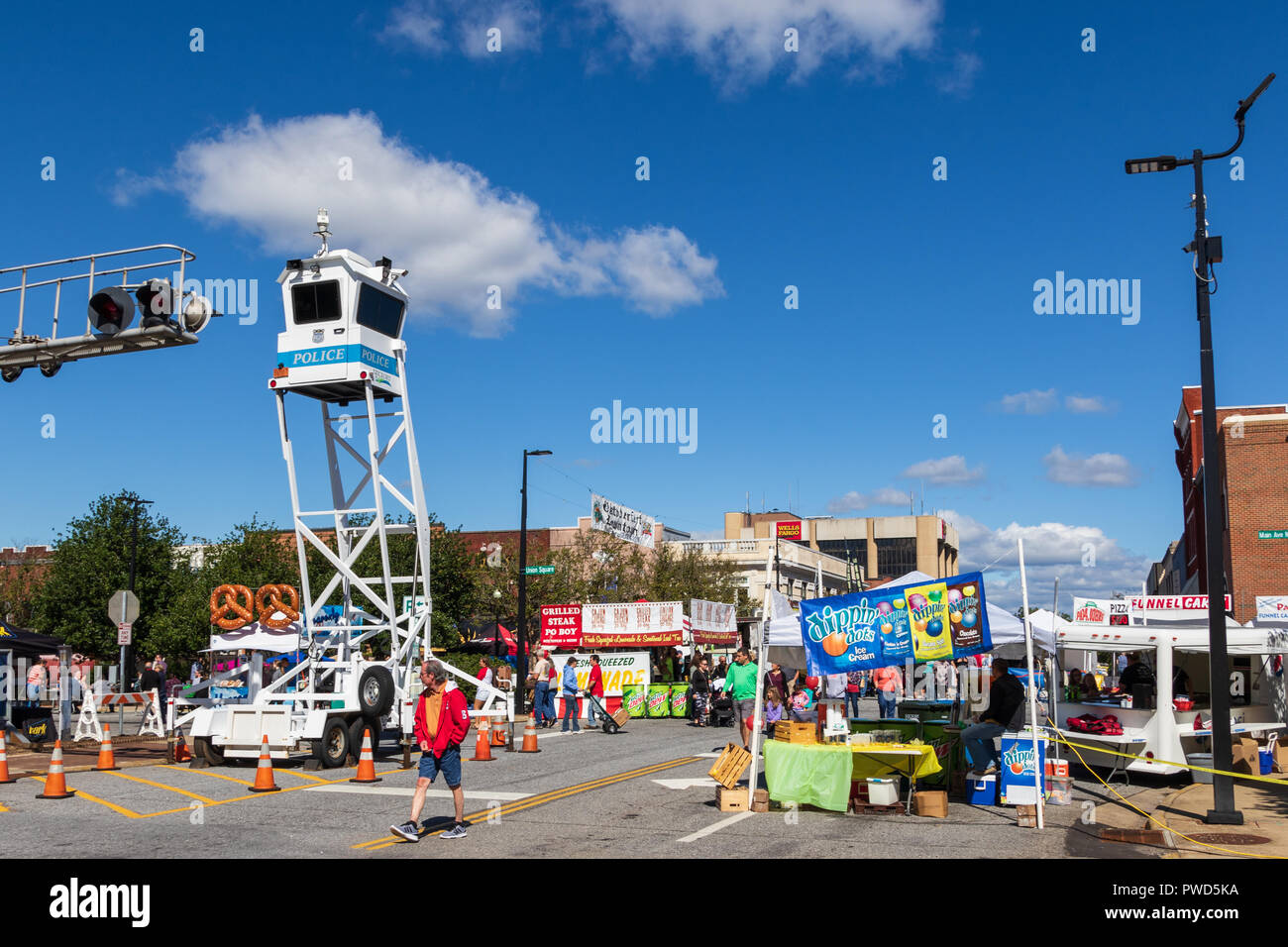 Police watch tower hi-res stock photography and images - Alamy