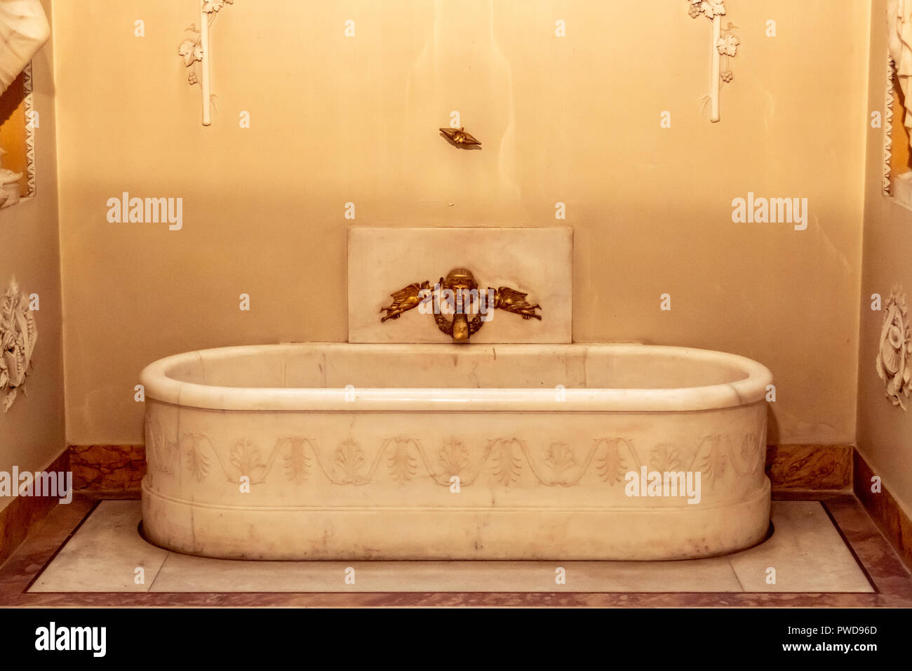 Napoleon Bonaparte's bathtub that was designed by architect Giuseppe ...