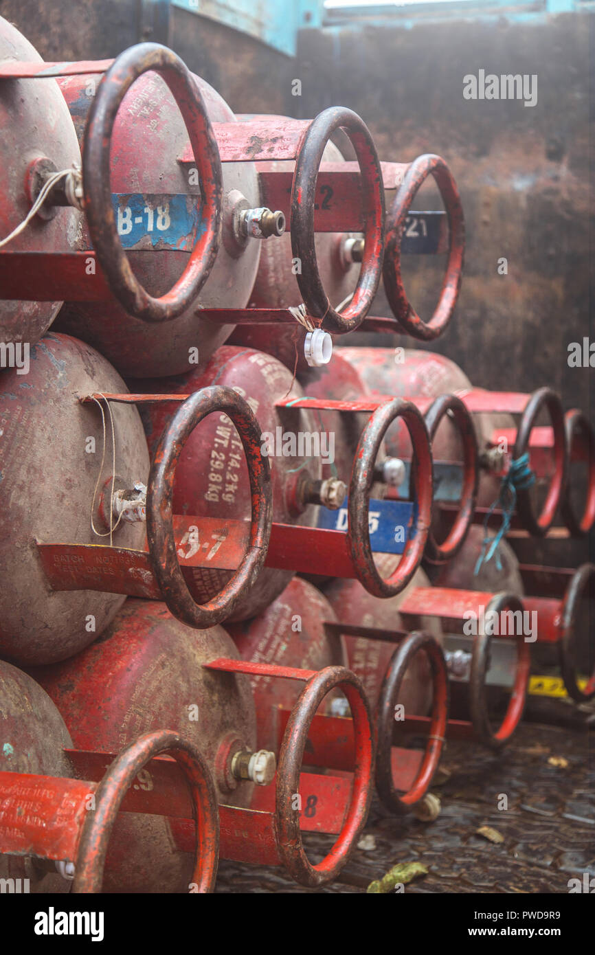 Lpg cooking gas tank cylinders hi-res stock photography and images - Alamy