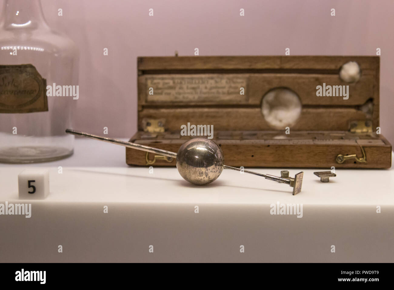 Galileo instruments hi-res stock photography and images - Alamy
