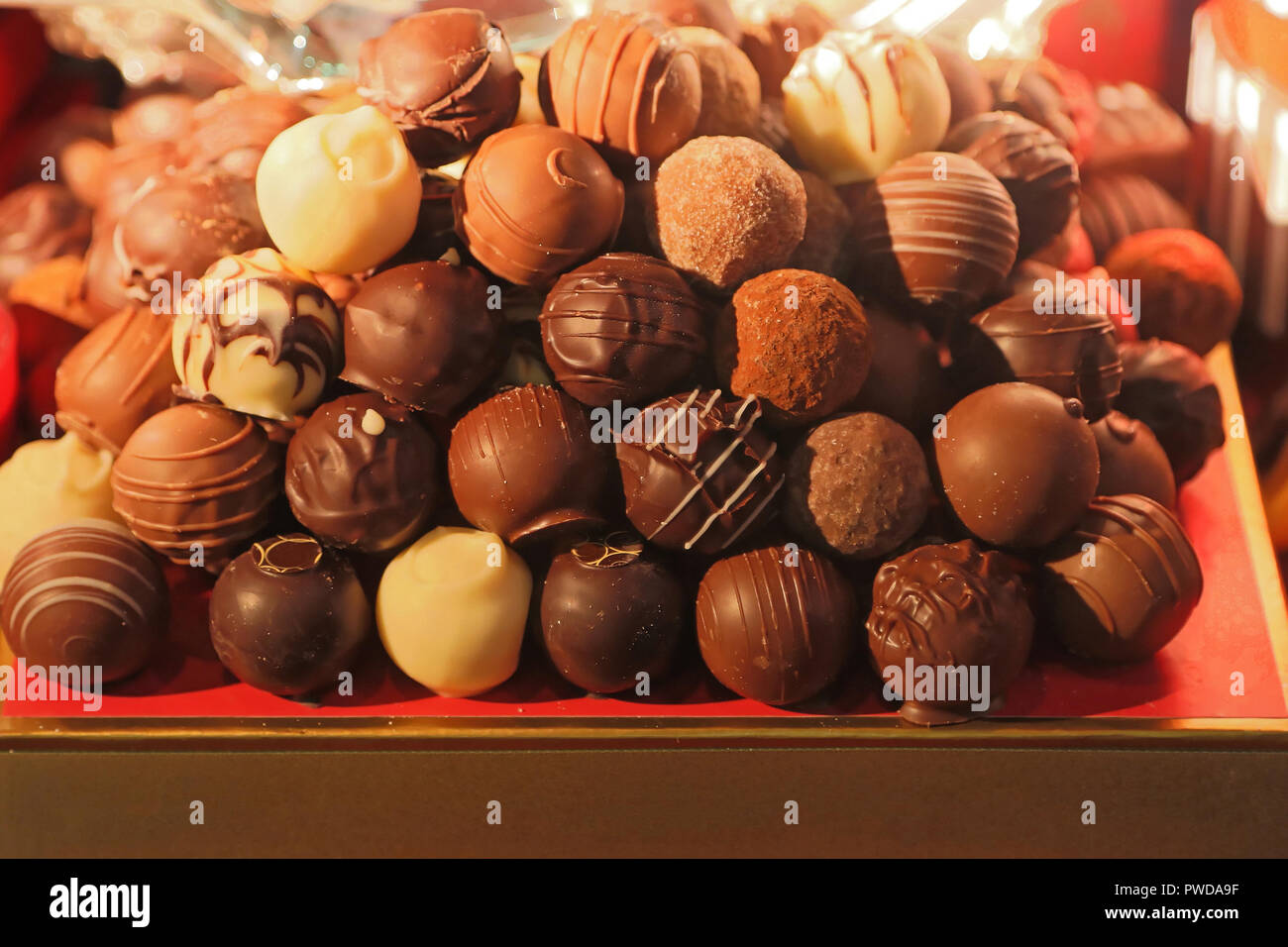 Big Pile of Chocolate Praline Sweet Dessert Stock Photo - Alamy
