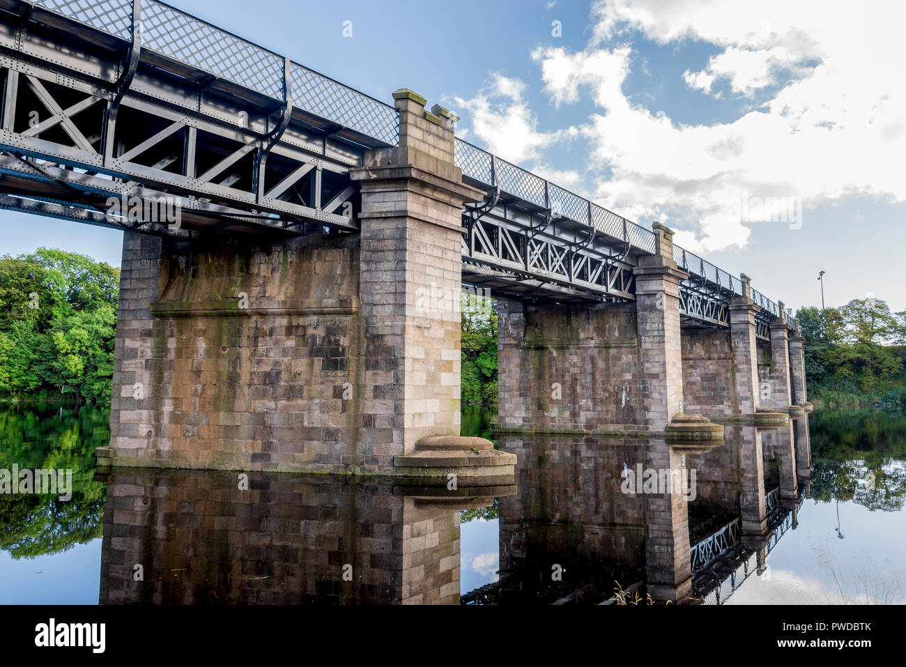 Aberdeen railway hi-res stock photography and images - Alamy
