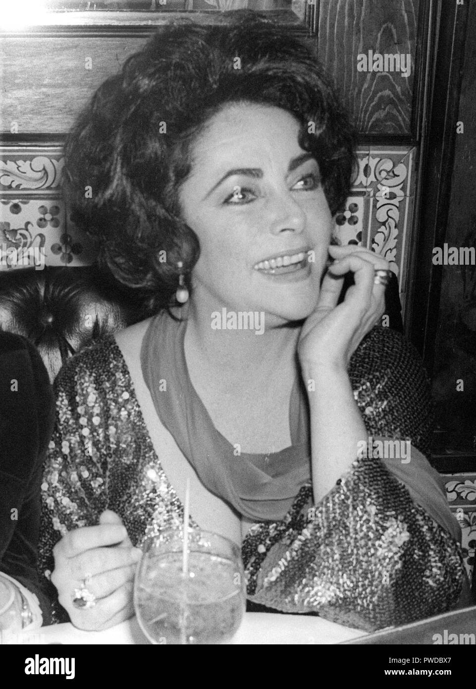 Elizabeth Taylor 1978 Photo By Adam Scull/PHOTOlink.net Stock Photo - Alamy