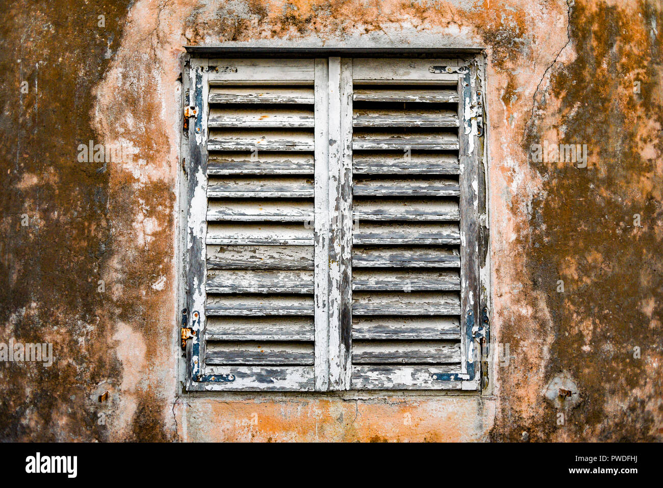 Old wooden window, vintage and retro Stock Photo - Alamy