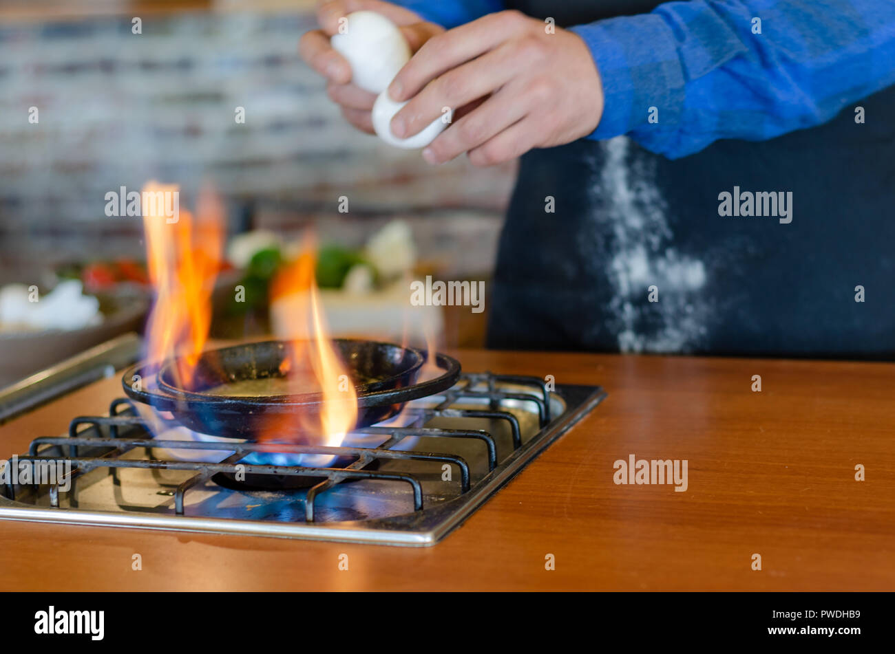 Gas cooker cooking breakfast hi-res stock photography and images - Alamy
