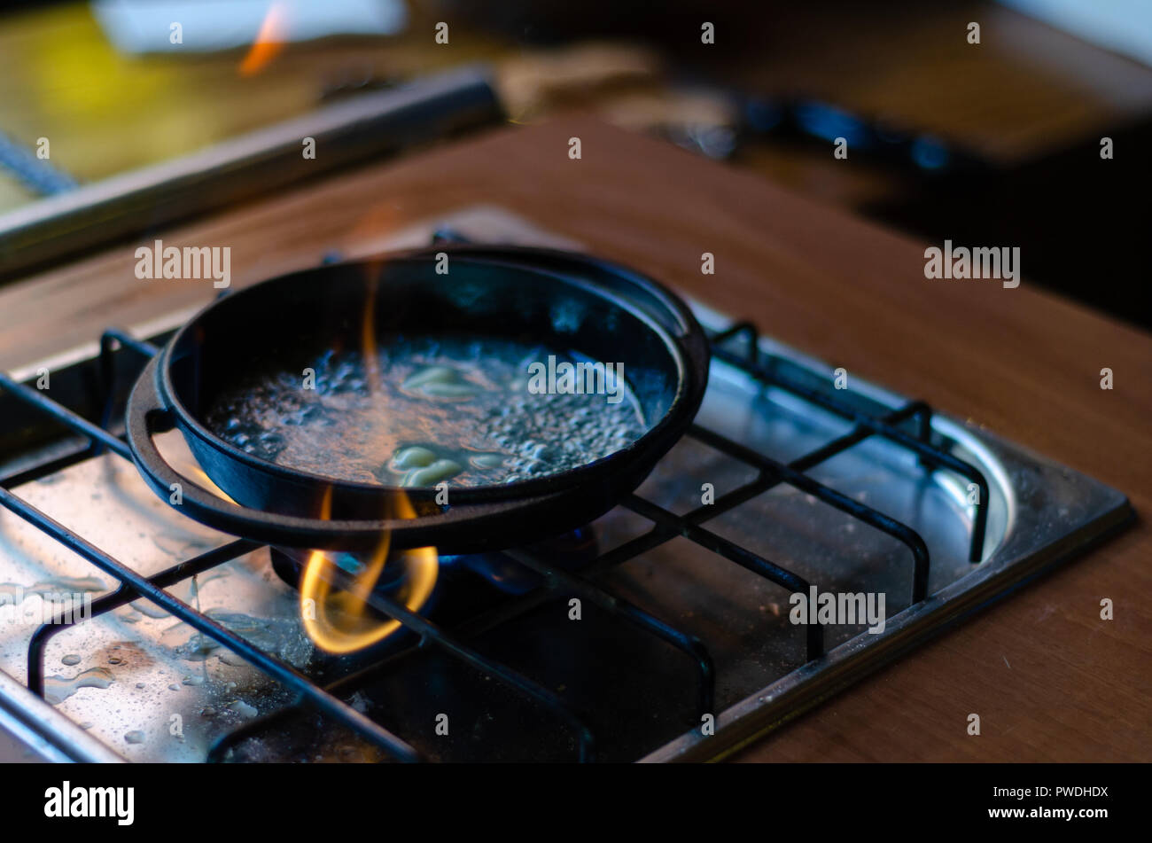 Melting butter heat hi-res stock photography and images - Alamy