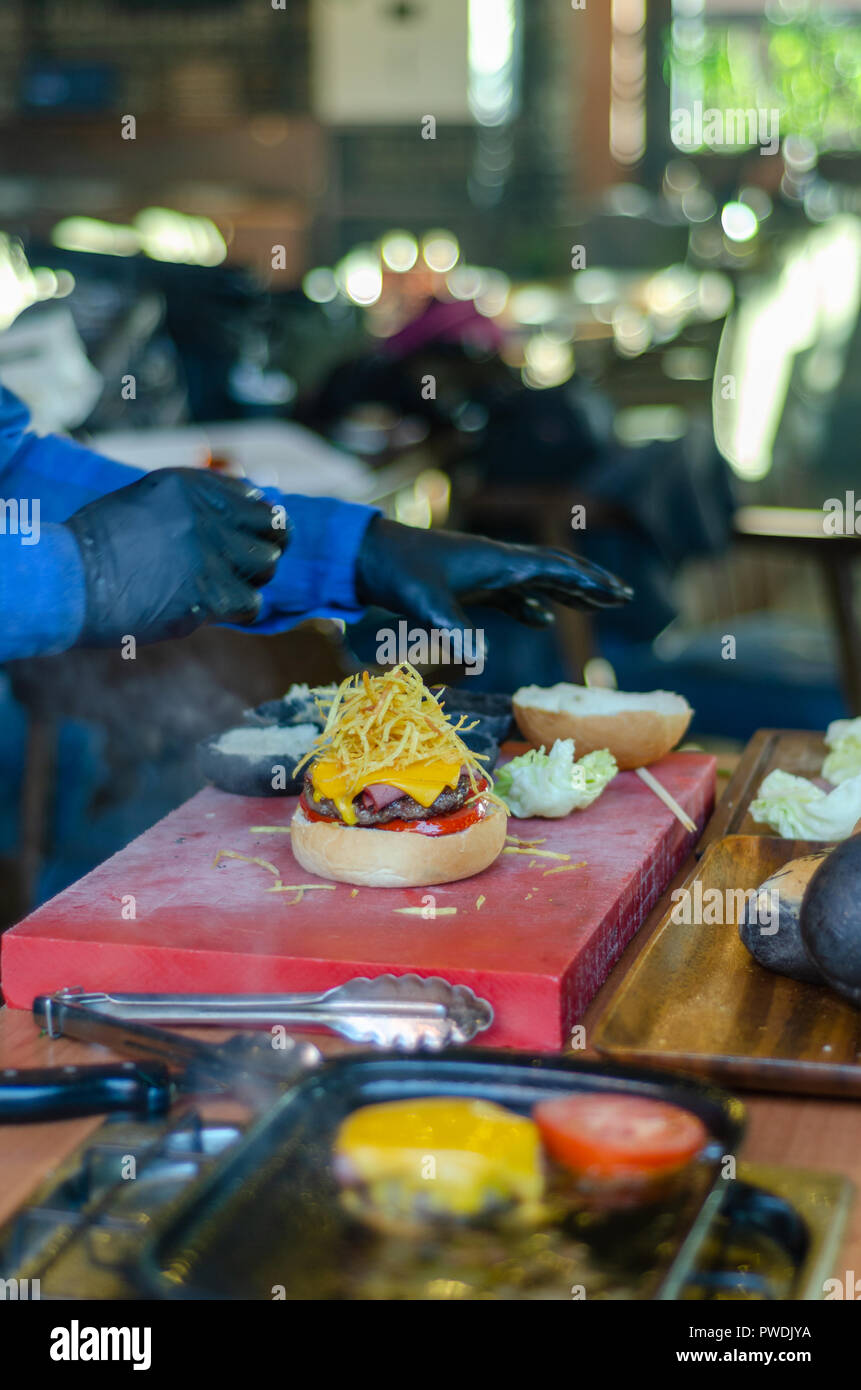 Burger chef restaurant hi-res stock photography and images - Alamy