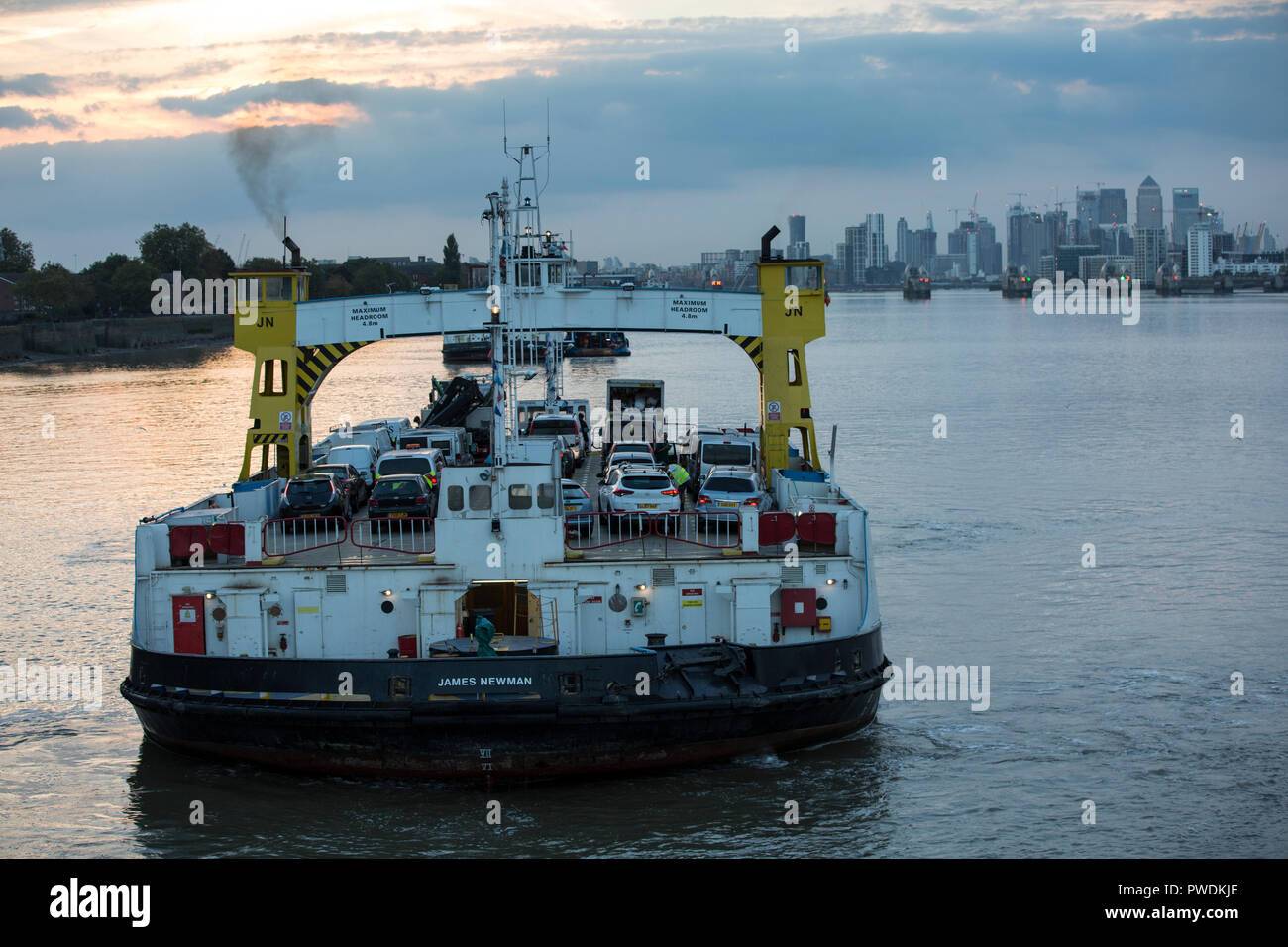 Woolwich Ferry fleet of 1963 vessels take their last voyage on the ...