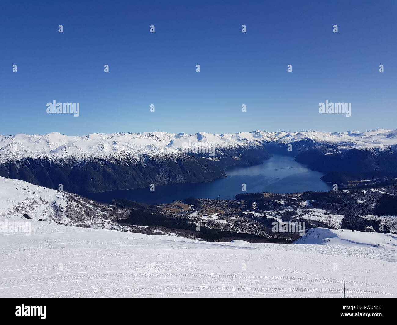 stranda norwegian ski resort Stock Photo - Alamy