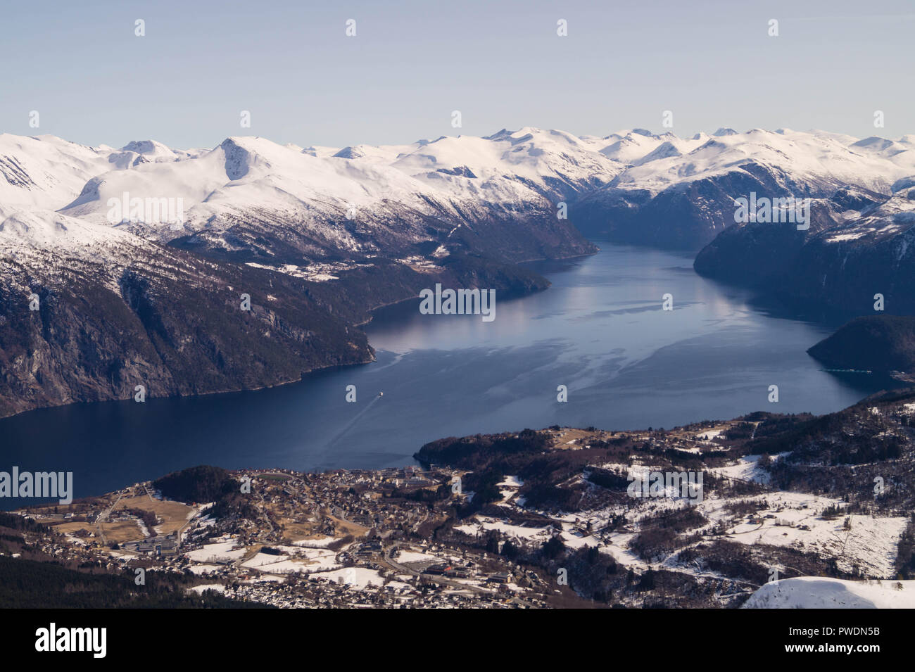 stranda norwegian ski resort Stock Photo - Alamy