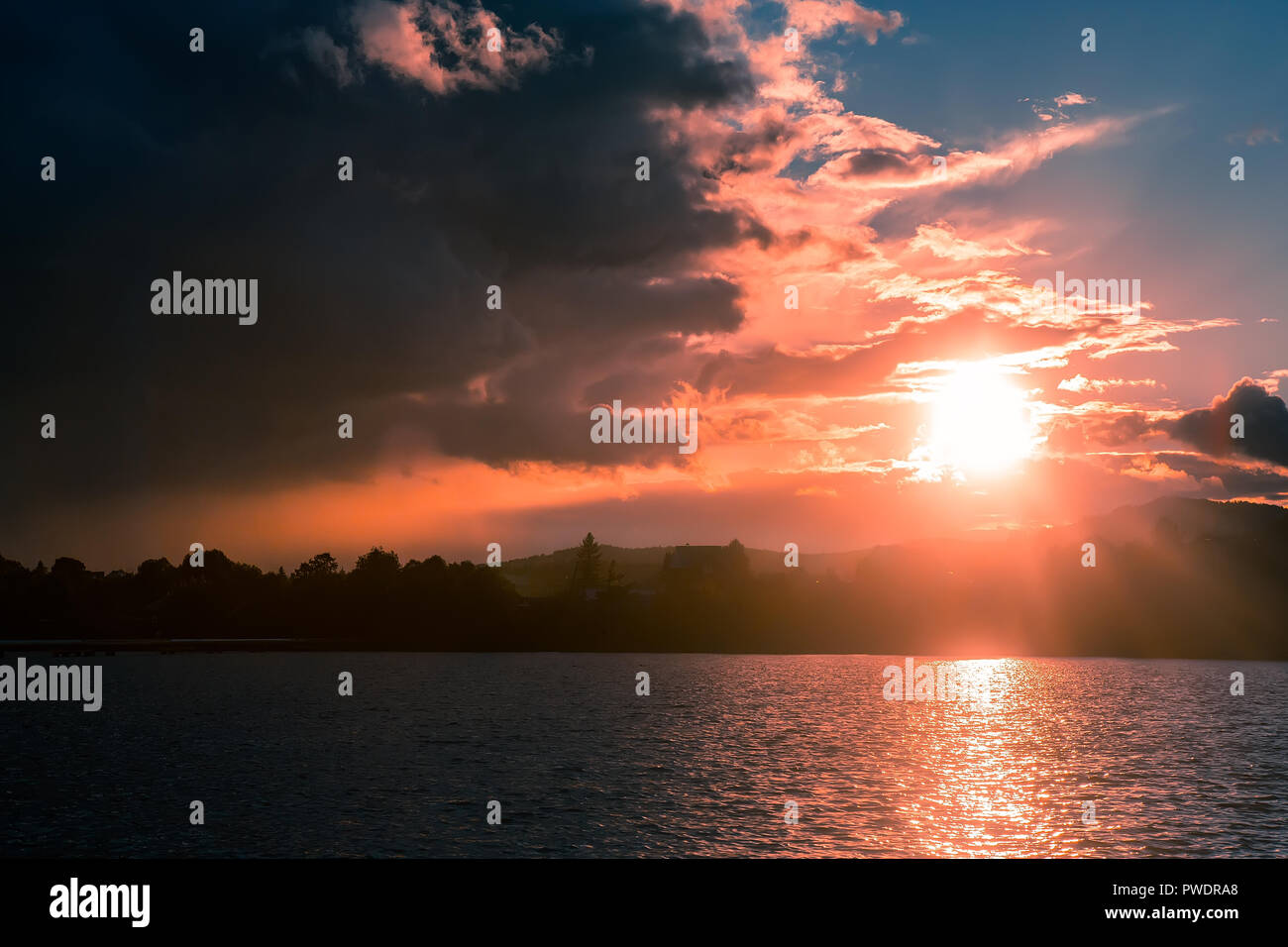 Sunlight over water hi-res stock photography and images - Alamy