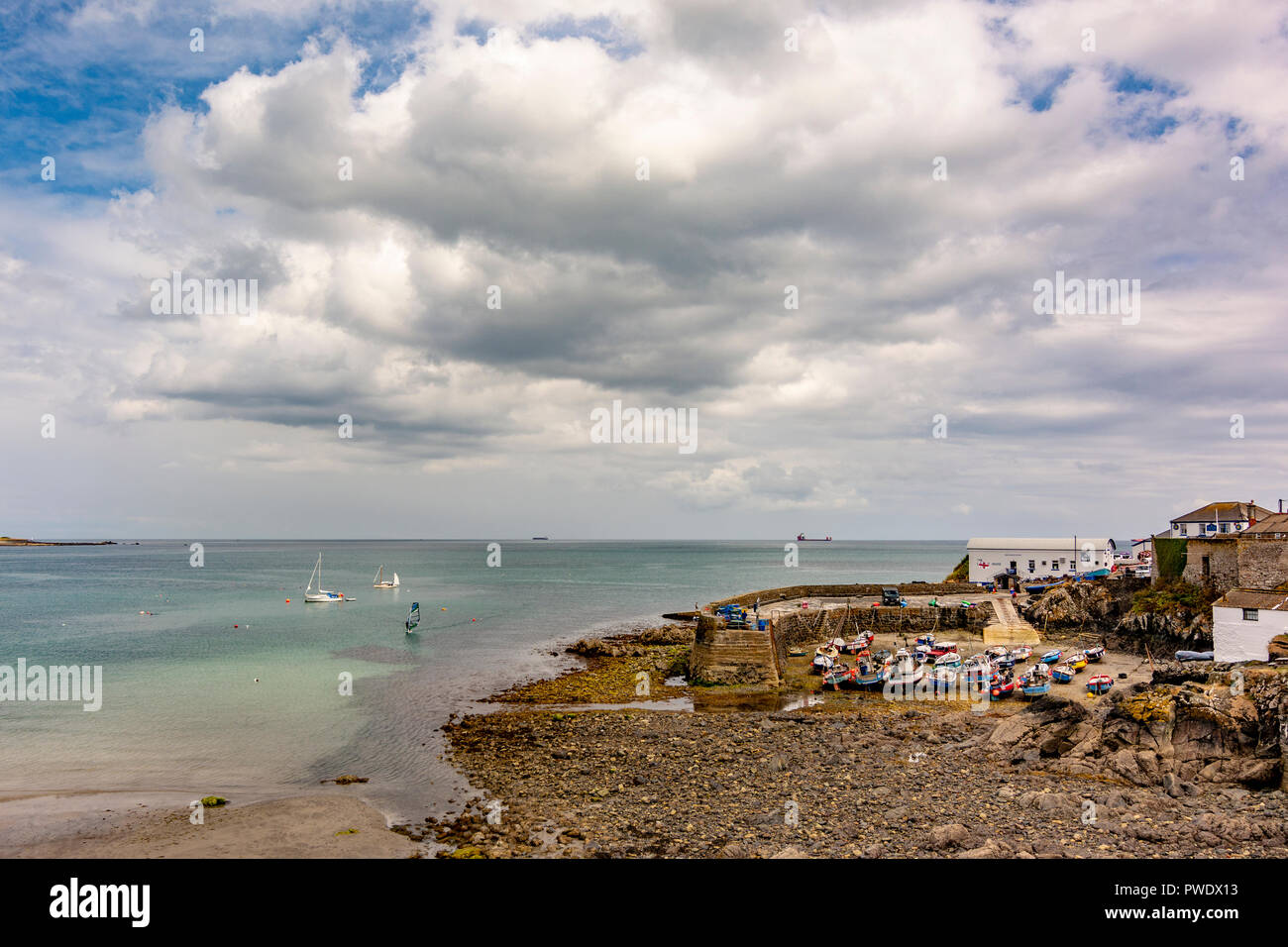 Coverack beach south cornwall hi-res stock photography and images - Alamy