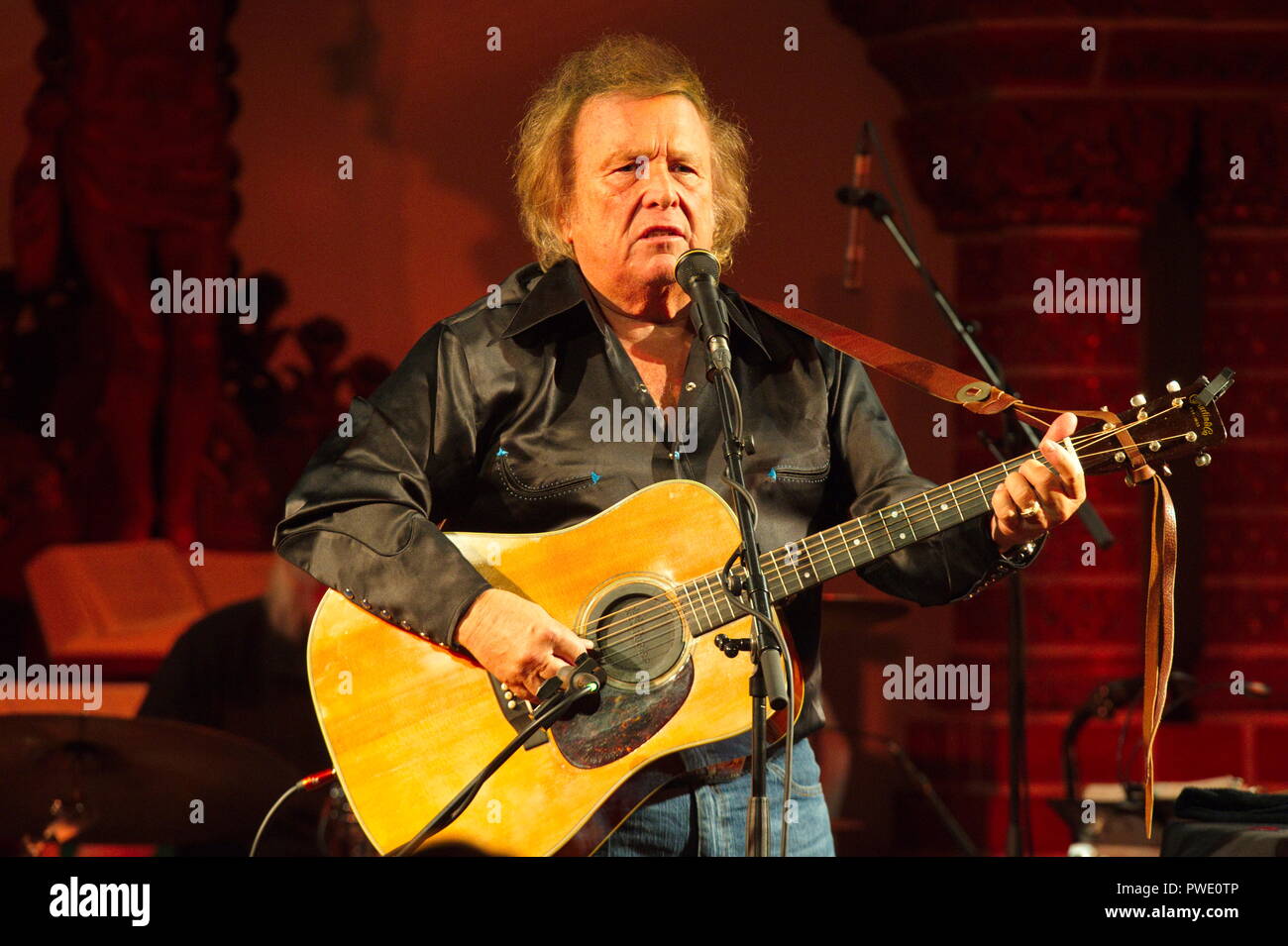 Don mclean hi-res stock photography and images - Alamy