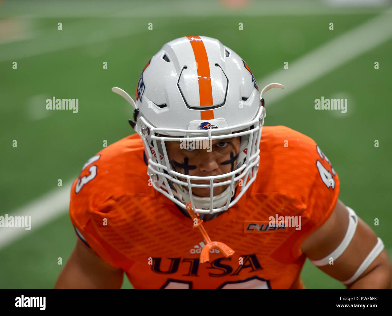 Antonio perkins hi-res stock photography and images - Alamy