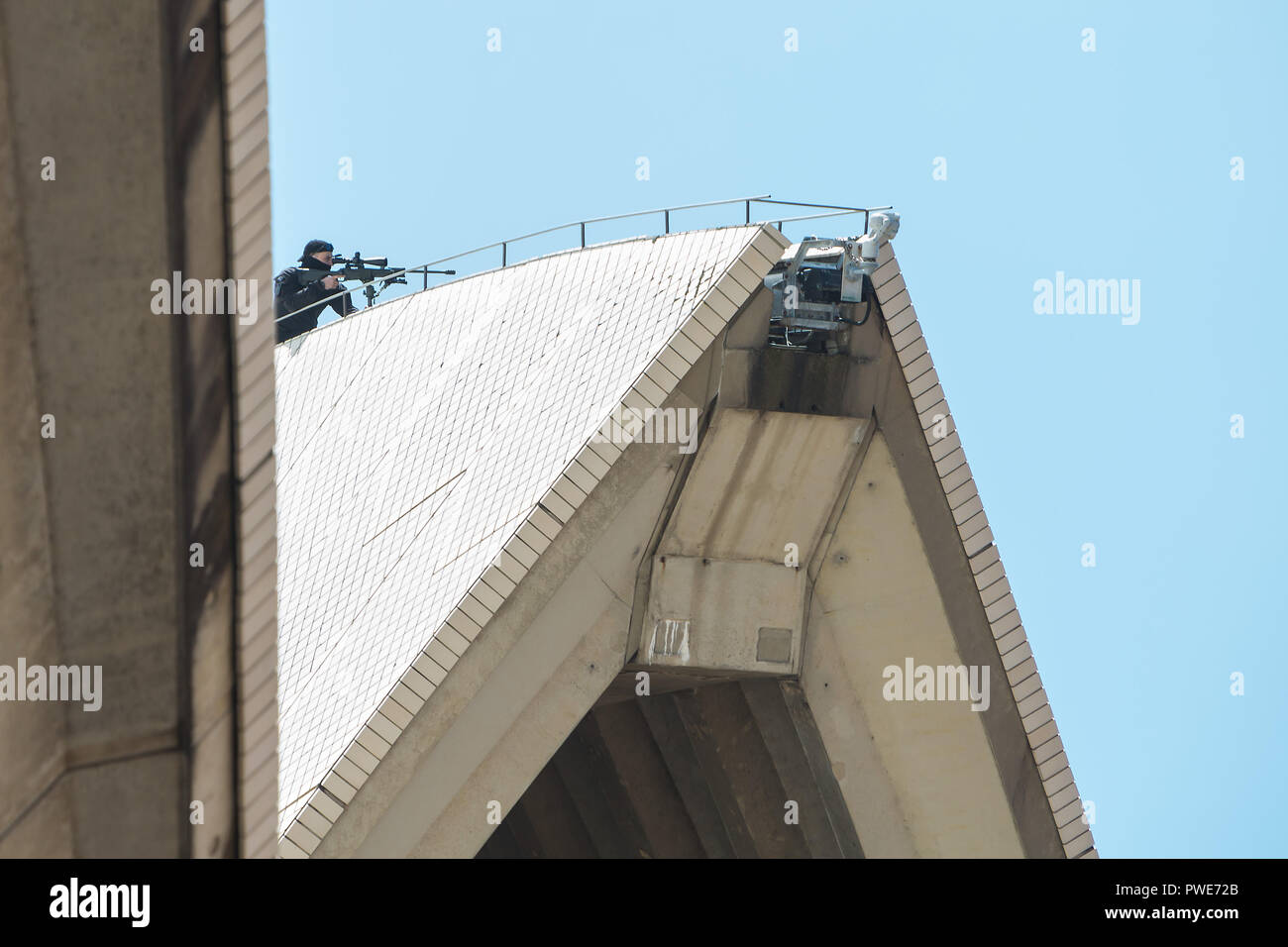 Sniper police hi-res stock photography and images - Alamy