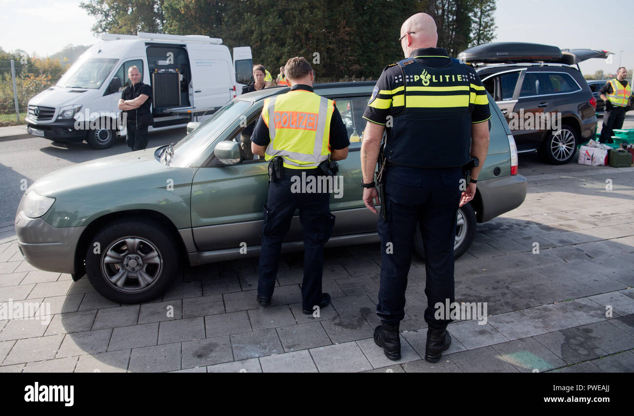 Large scale control hi-res stock photography and images - Alamy