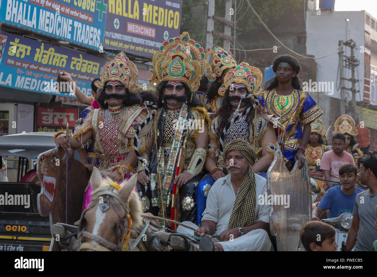 Nakodar, Panjab, India. 16 October 2018. Evening street scenes in north ...