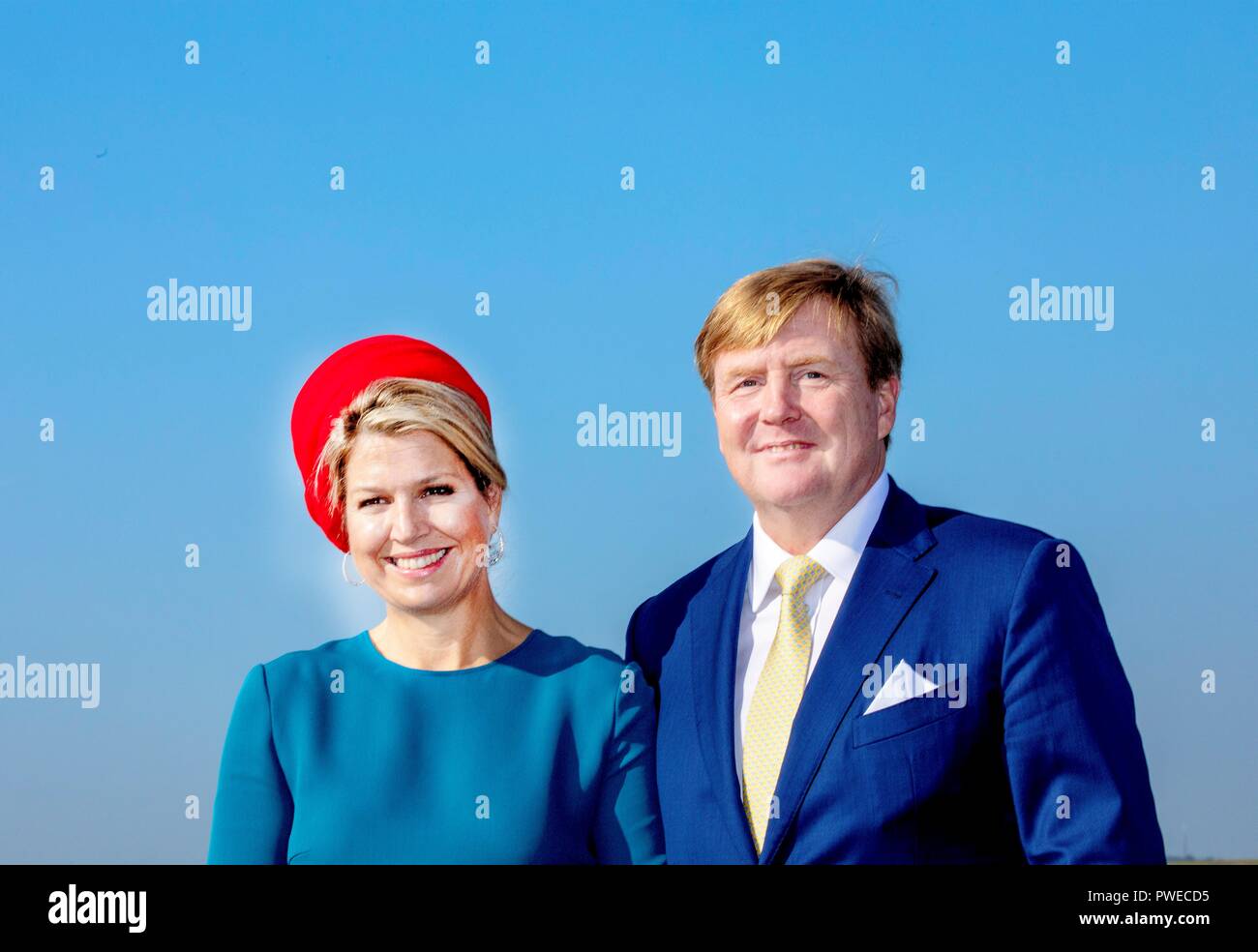 Anna Jacobapolder, Netherlands. 16th Oct, 2018. King Willem-Alexander ...