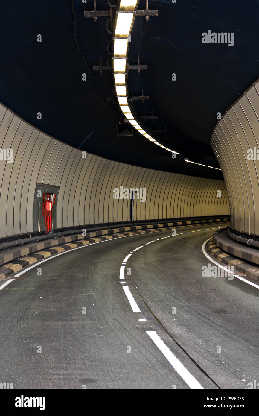 Tunnel Exit Stock Photos & Tunnel Exit Stock Images - Alamy