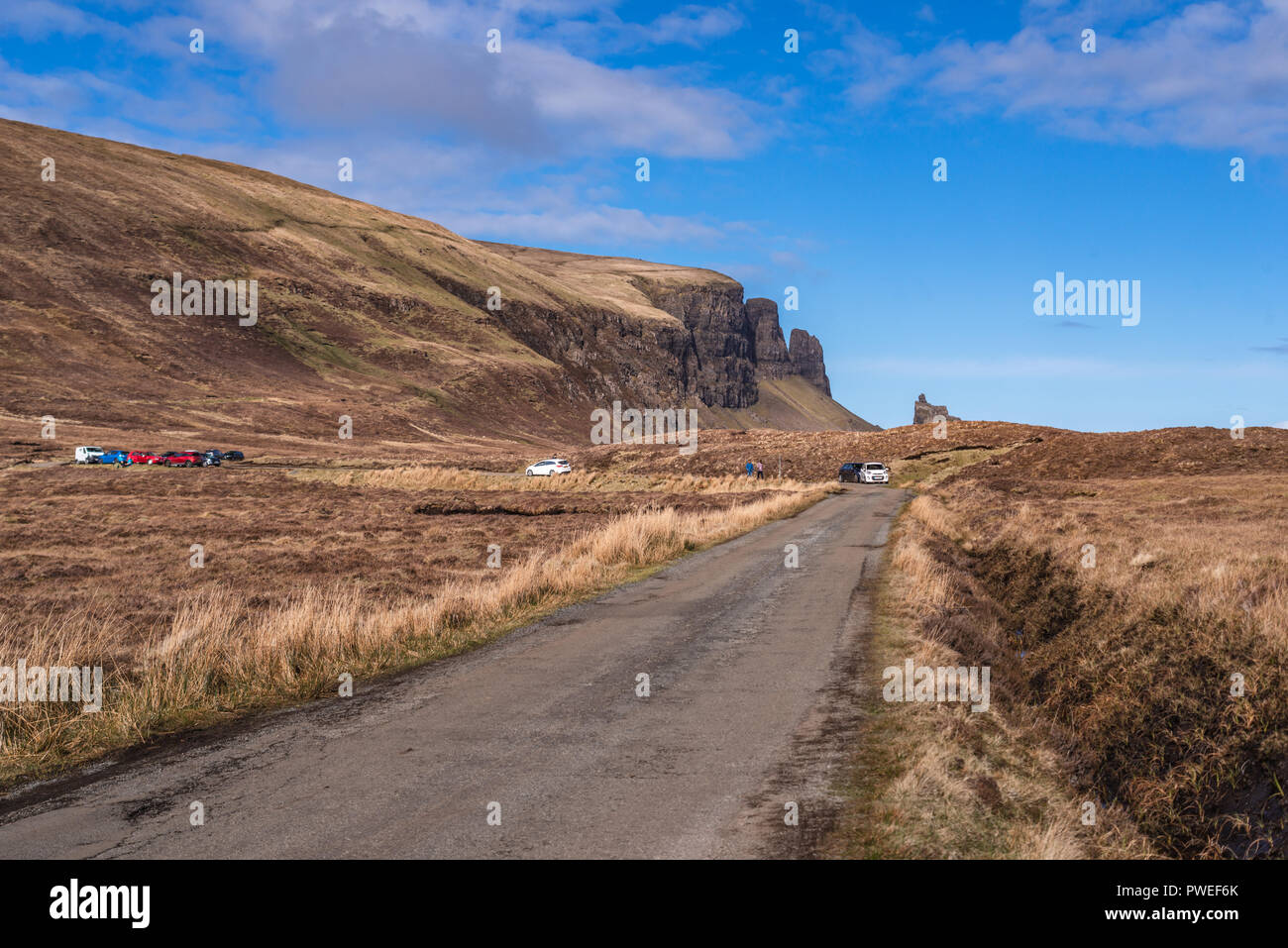 scenic road through the Quiraing, Trotternish Ridge, Isle of Skye ...