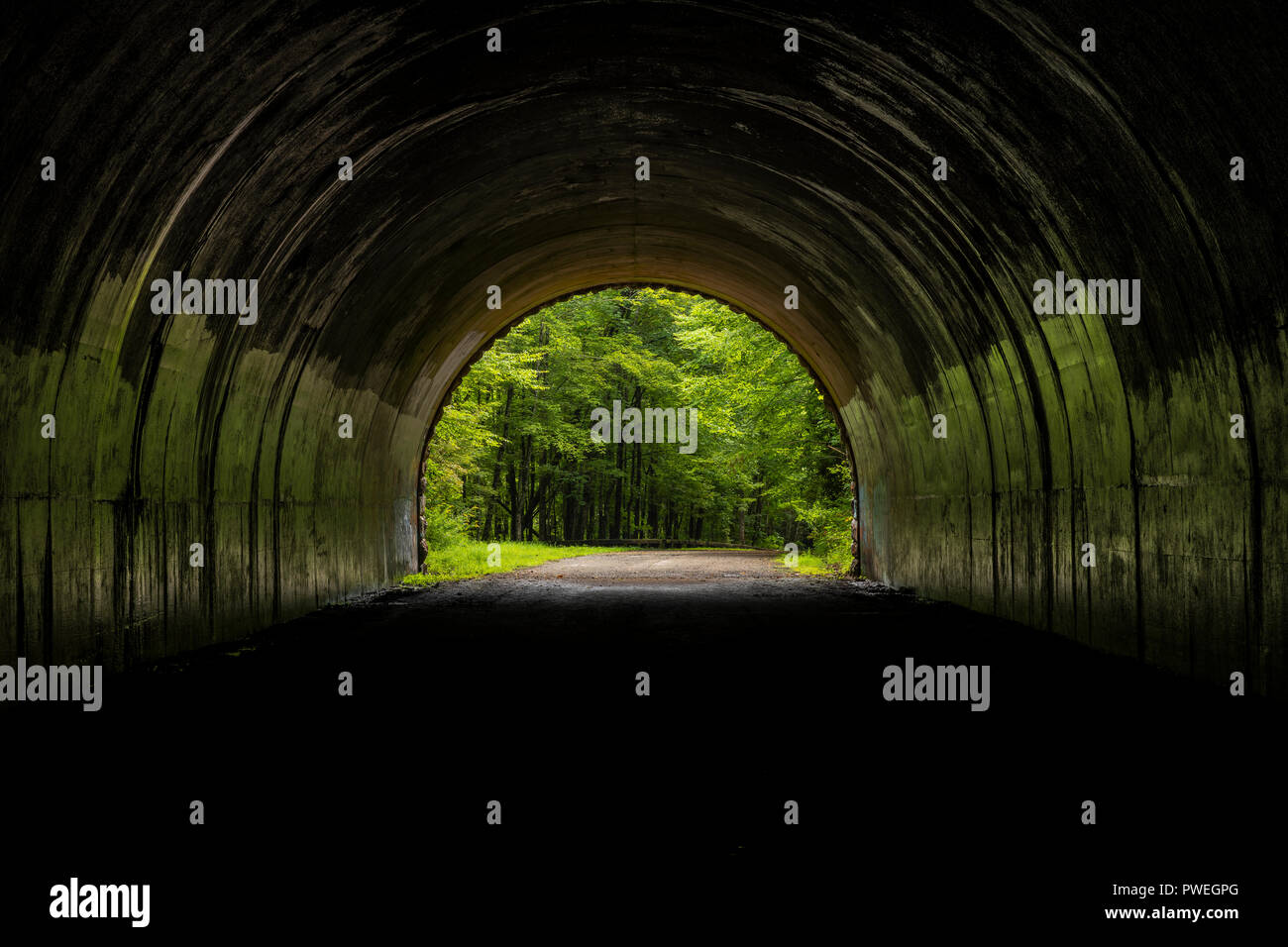 Inside a tunnel hi-res stock photography and images - Alamy