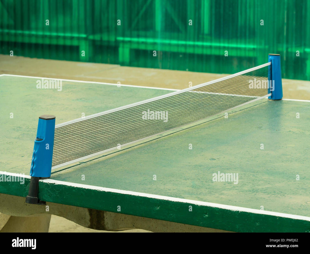 Ping pong net hi-res stock photography and images - Alamy