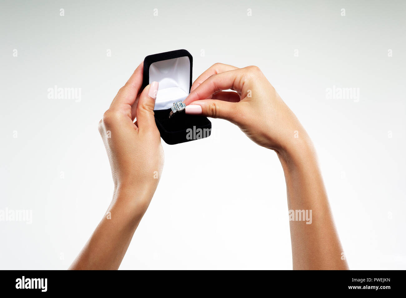 Jewelry model hi-res stock photography and images - Alamy