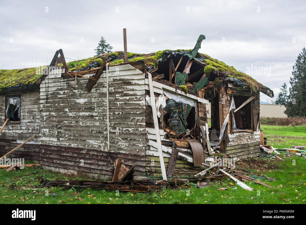 House In Disrepair Stock Photos & House In Disrepair Stock Images - Alamy