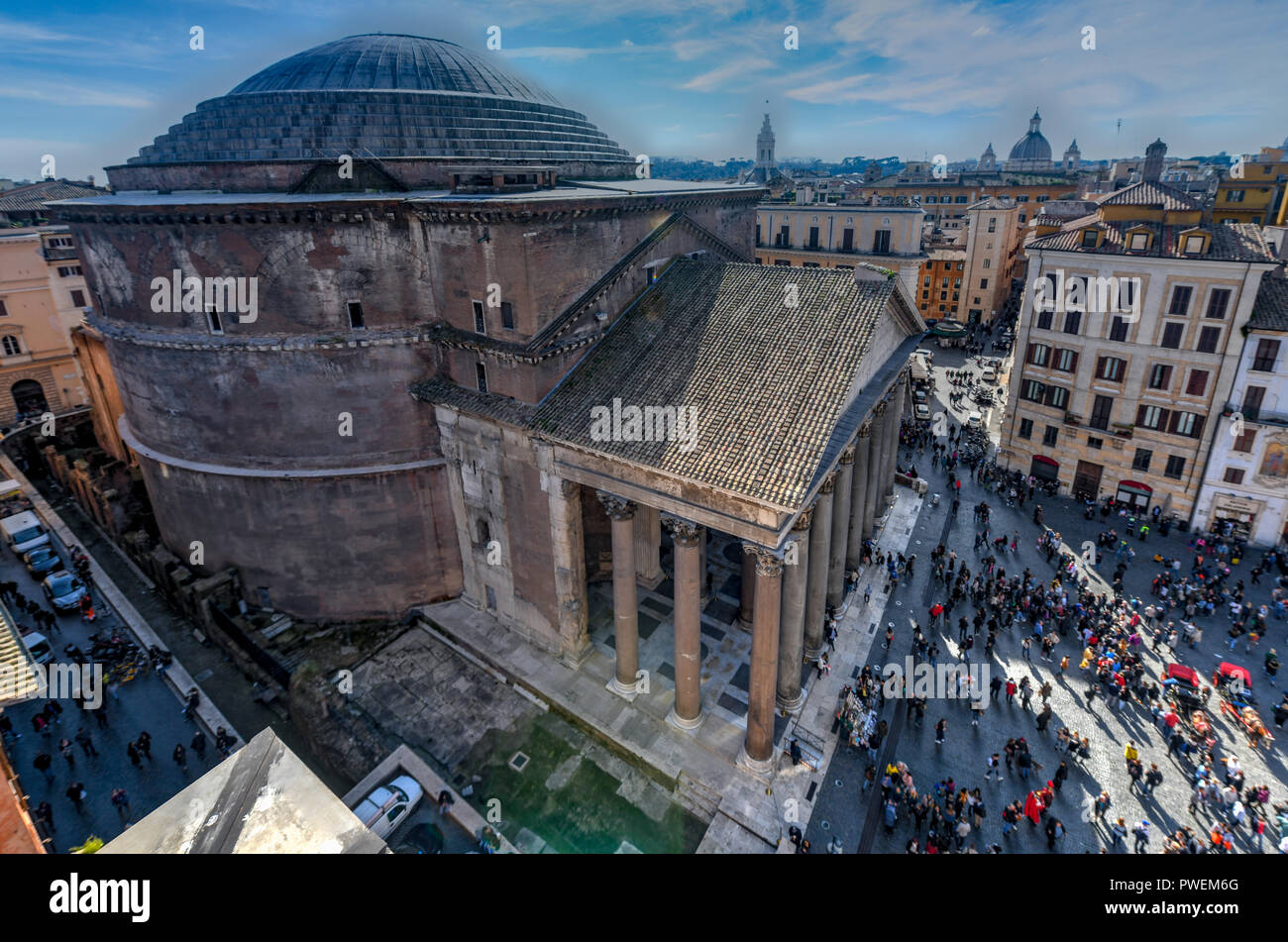 Pantheon roma aerial hi-res stock photography and images - Alamy