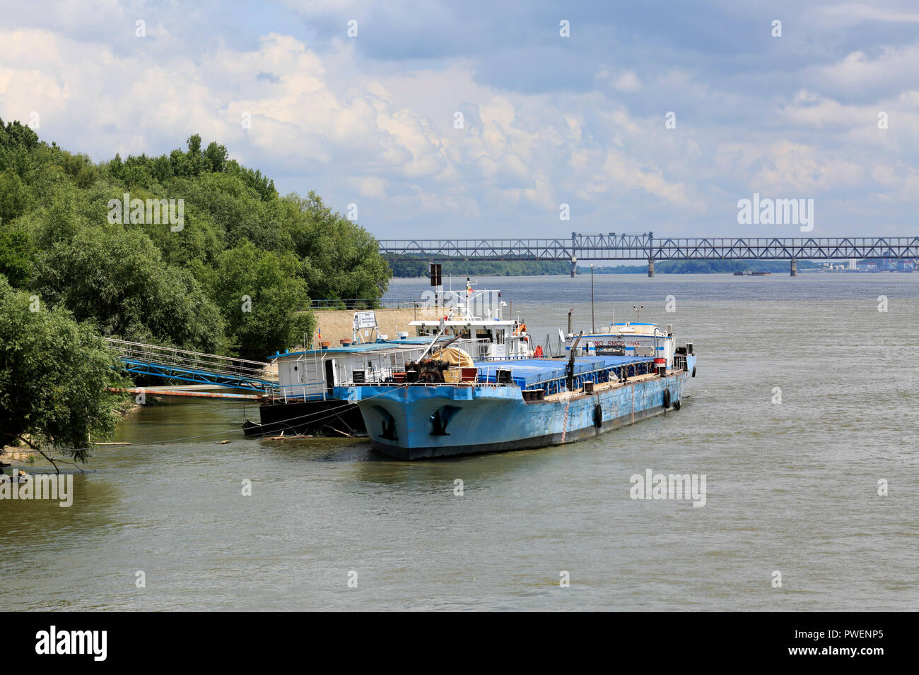 Bulgaria romania border hi-res stock photography and images - Alamy