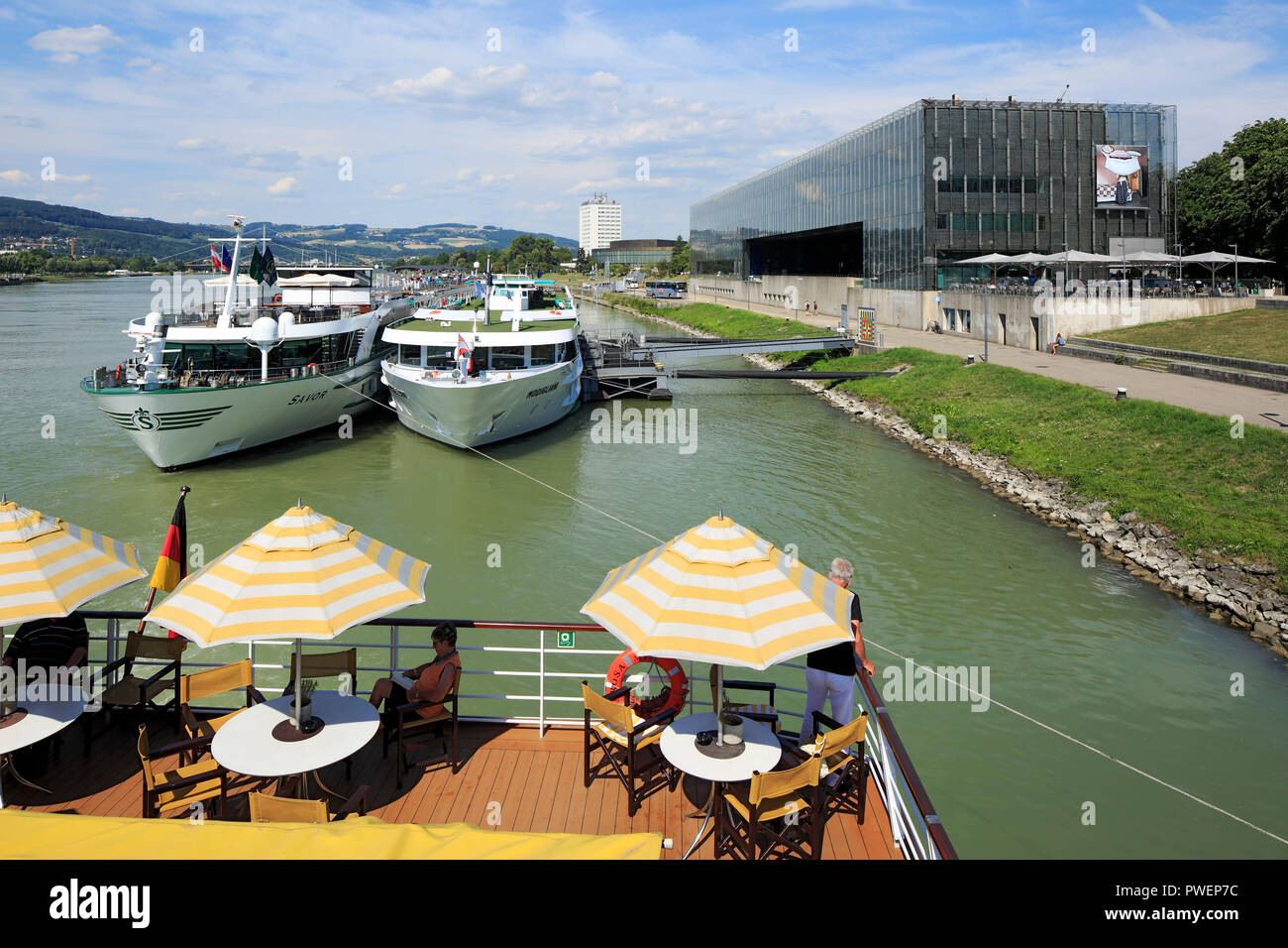 Afterdeck hi-res stock photography and images - Alamy