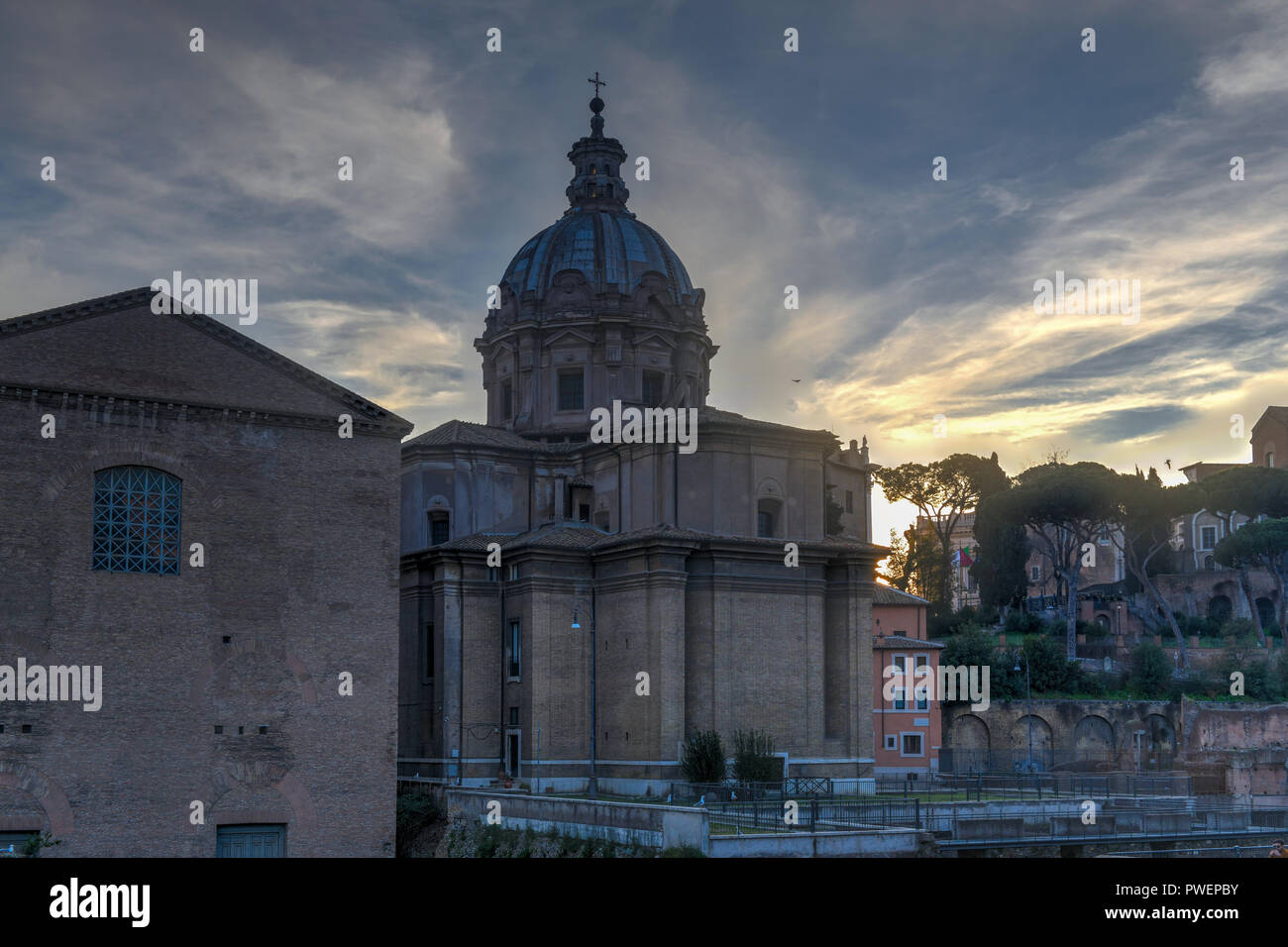 Catholic church in rome hi-res stock photography and images - Alamy
