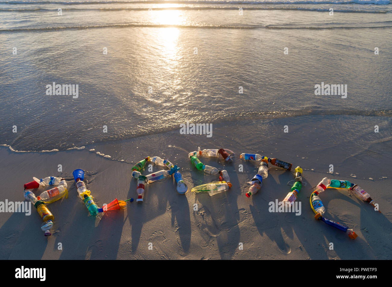 Plastic awareness hi-res stock photography and images - Alamy