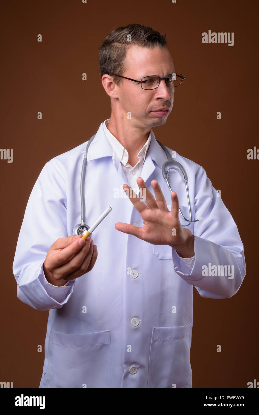 Doctor warning hi-res stock photography and images - Alamy