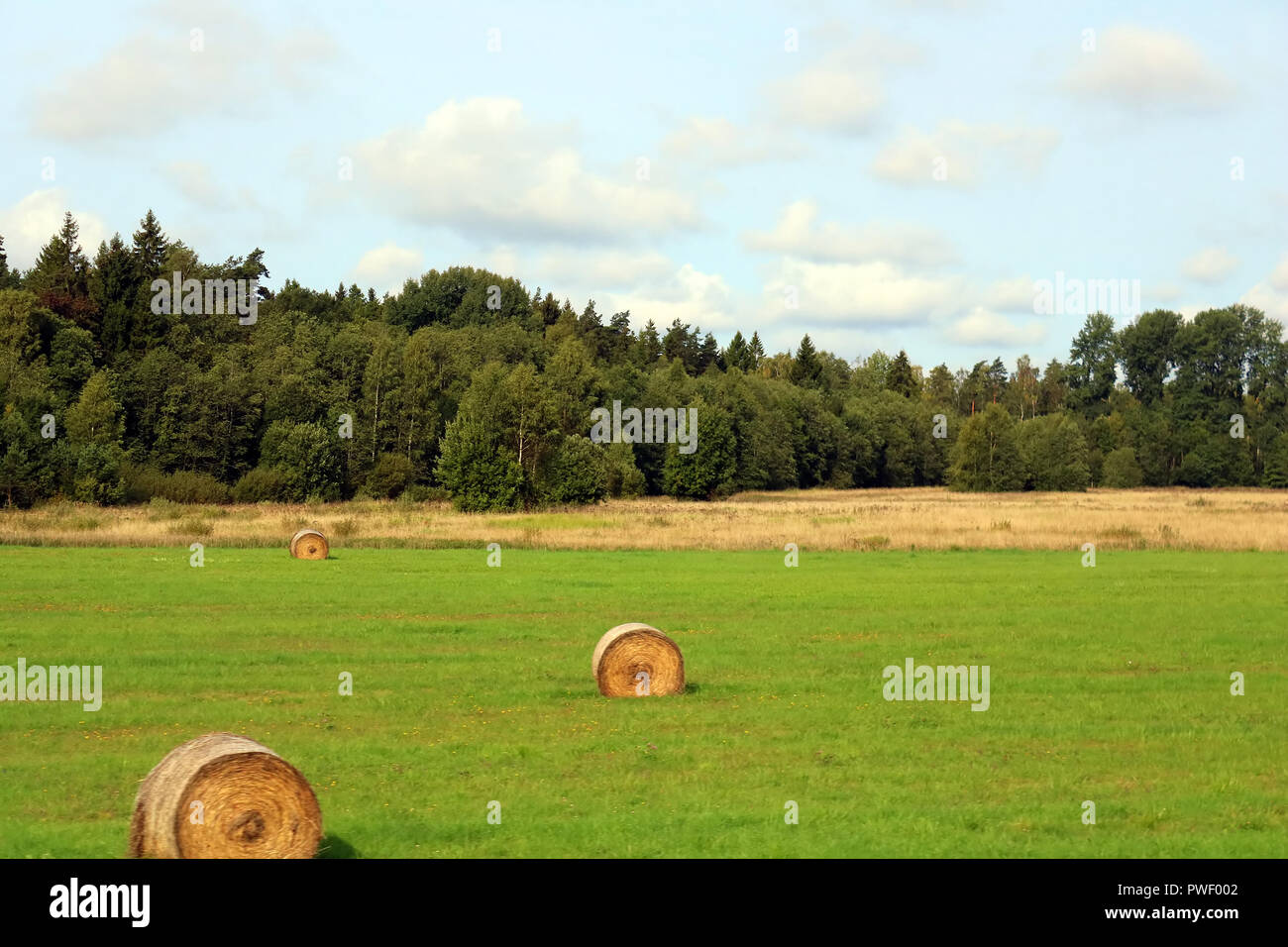 Field after harvesting stacks hi-res stock photography and images - Alamy