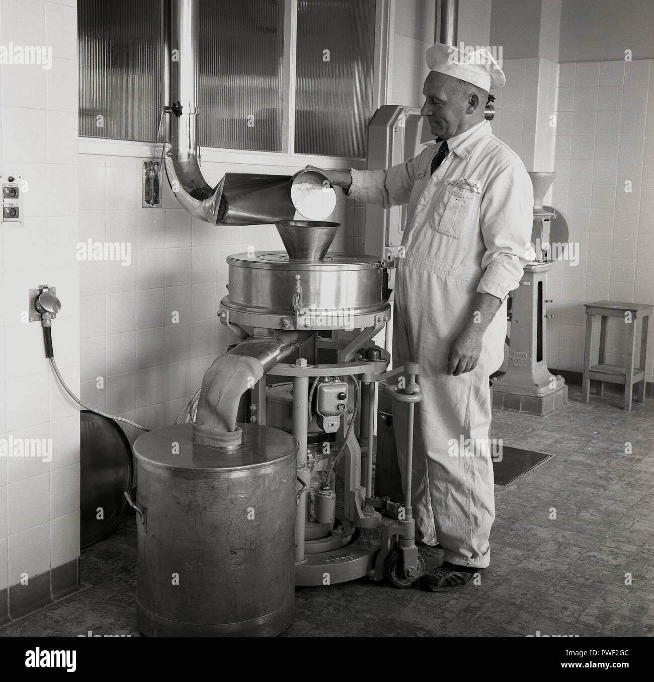 Fifties decade hi-res stock photography and images - Alamy