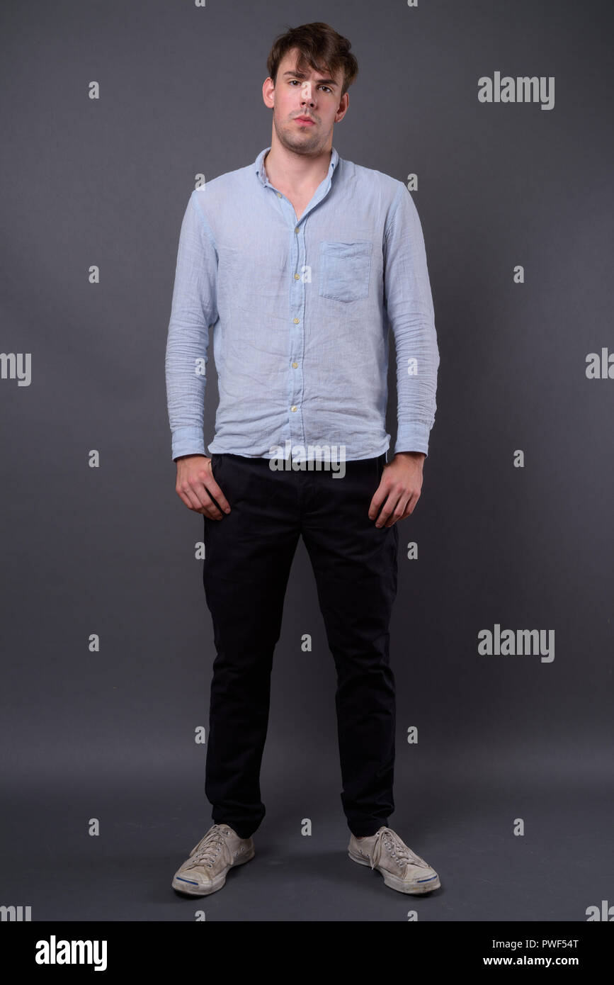 People studio full body hi-res stock photography and images - Alamy