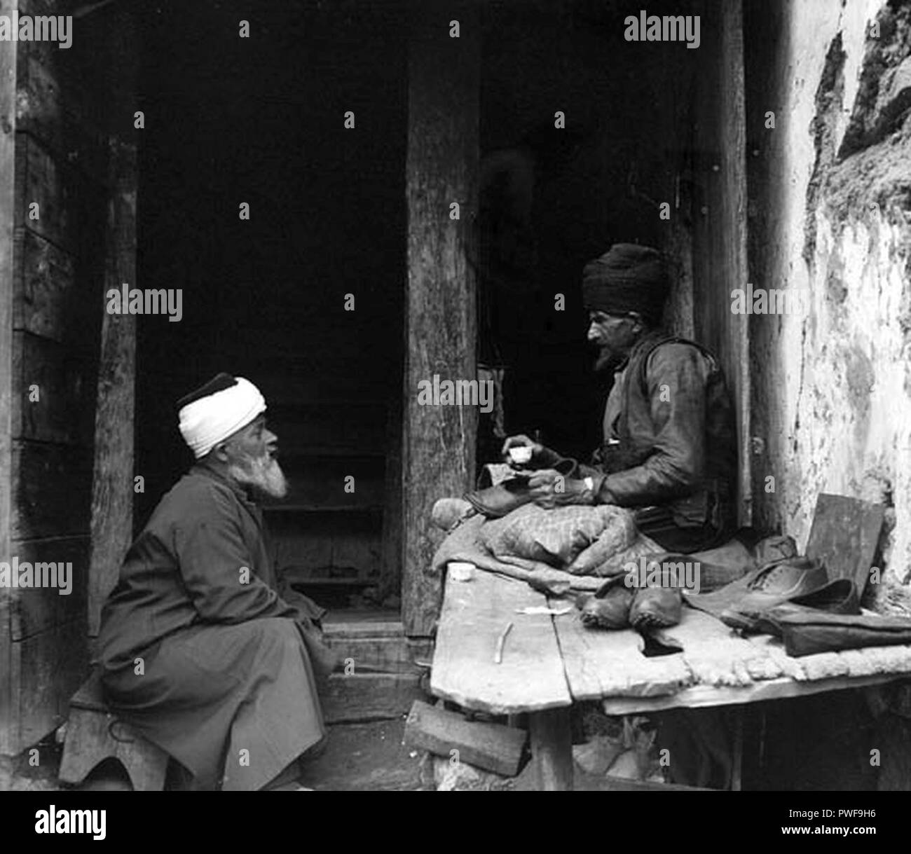Bruner-Dvorak Rudolf - Bosna imam (ca 1906 Stock Photo - Alamy