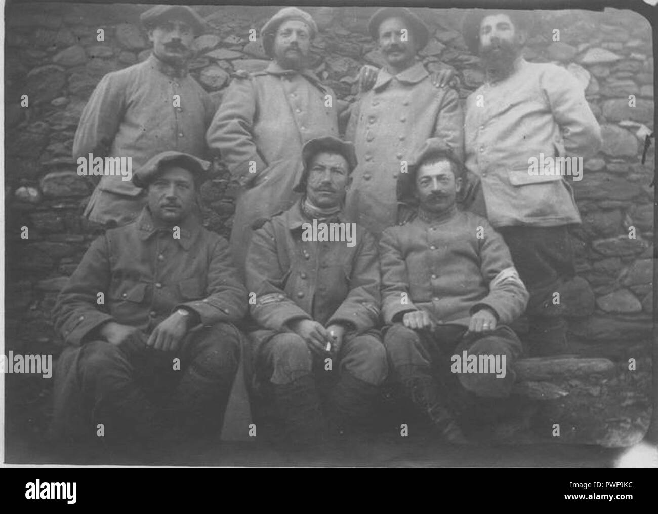 Bureau de renseignement hi-res stock photography and images - Alamy