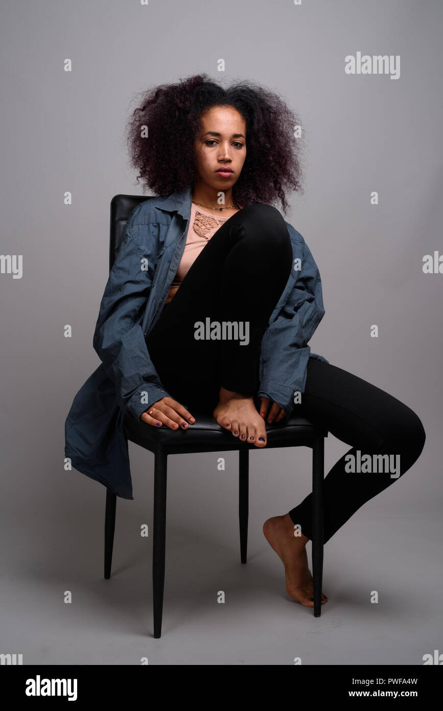 African woman barefoot hi-res stock photography and images - Alamy